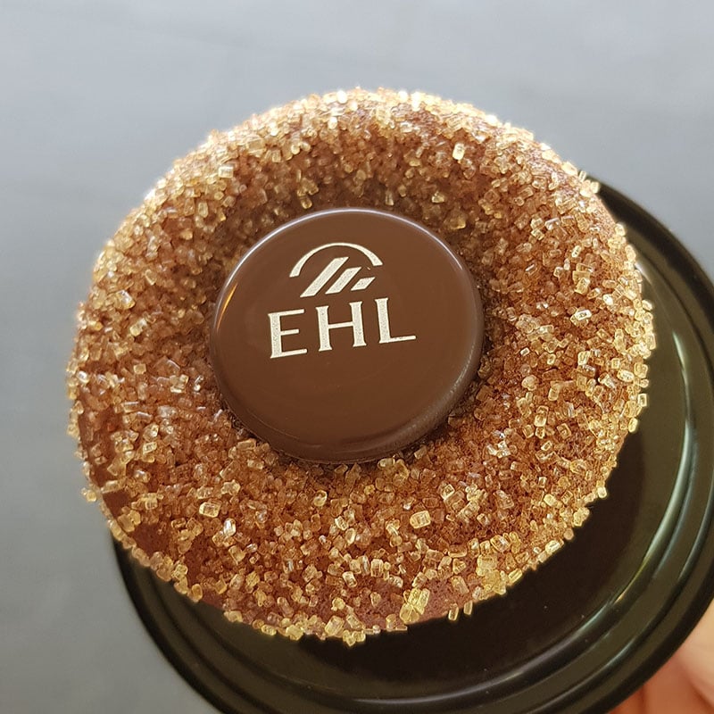 EHL's chocolate 'moelleux' lava cake recipe - EHL Insights news