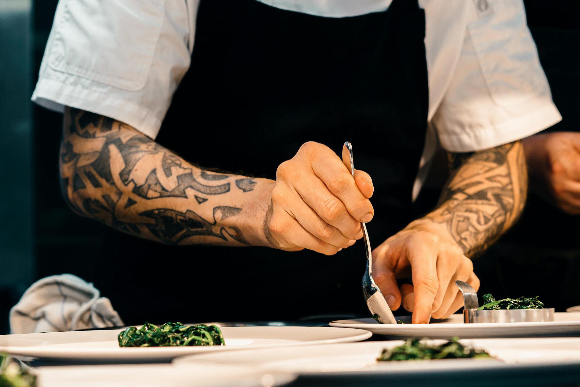 Why Do Chefs Wear White? - EHL Insights | Culinary Arts