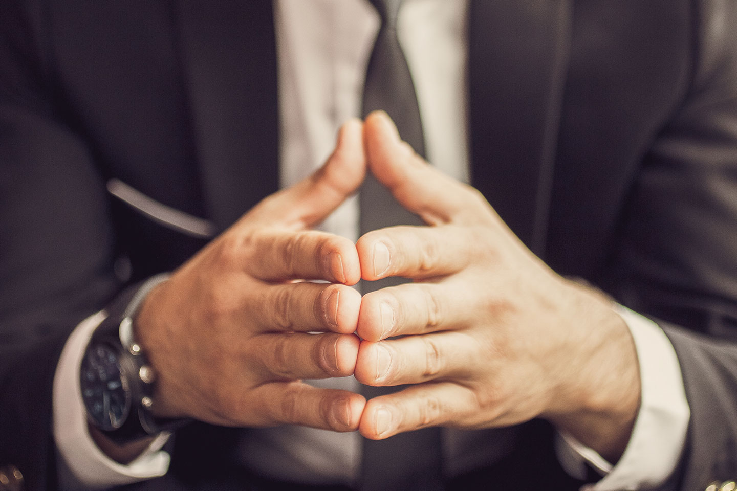 Why Is Body Language So Important EHL Business News